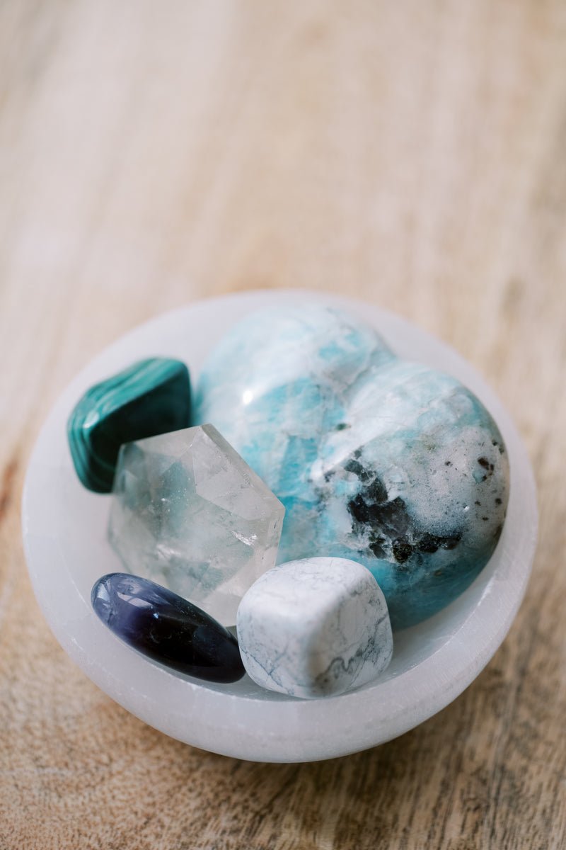 SIGNATURE CRYSTAL BUNDLES – Moon & Stone